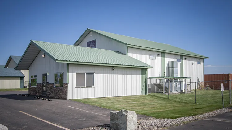 Commercial Metal Roofing: Panels, Systems, and Supplier Guide | Metal ...